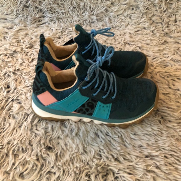 ROCKDEEP | Shoes | Womens Blue Cheetah Hiking Walking Shoe | Poshmark